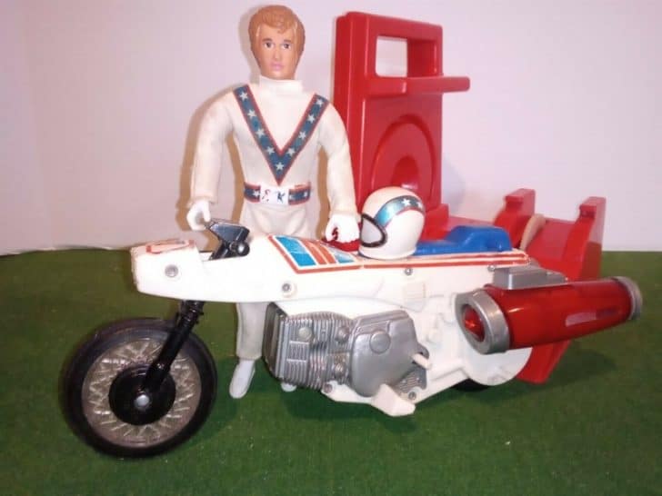 10 Best Action Figures From The 70s | 8-Bit Pickle