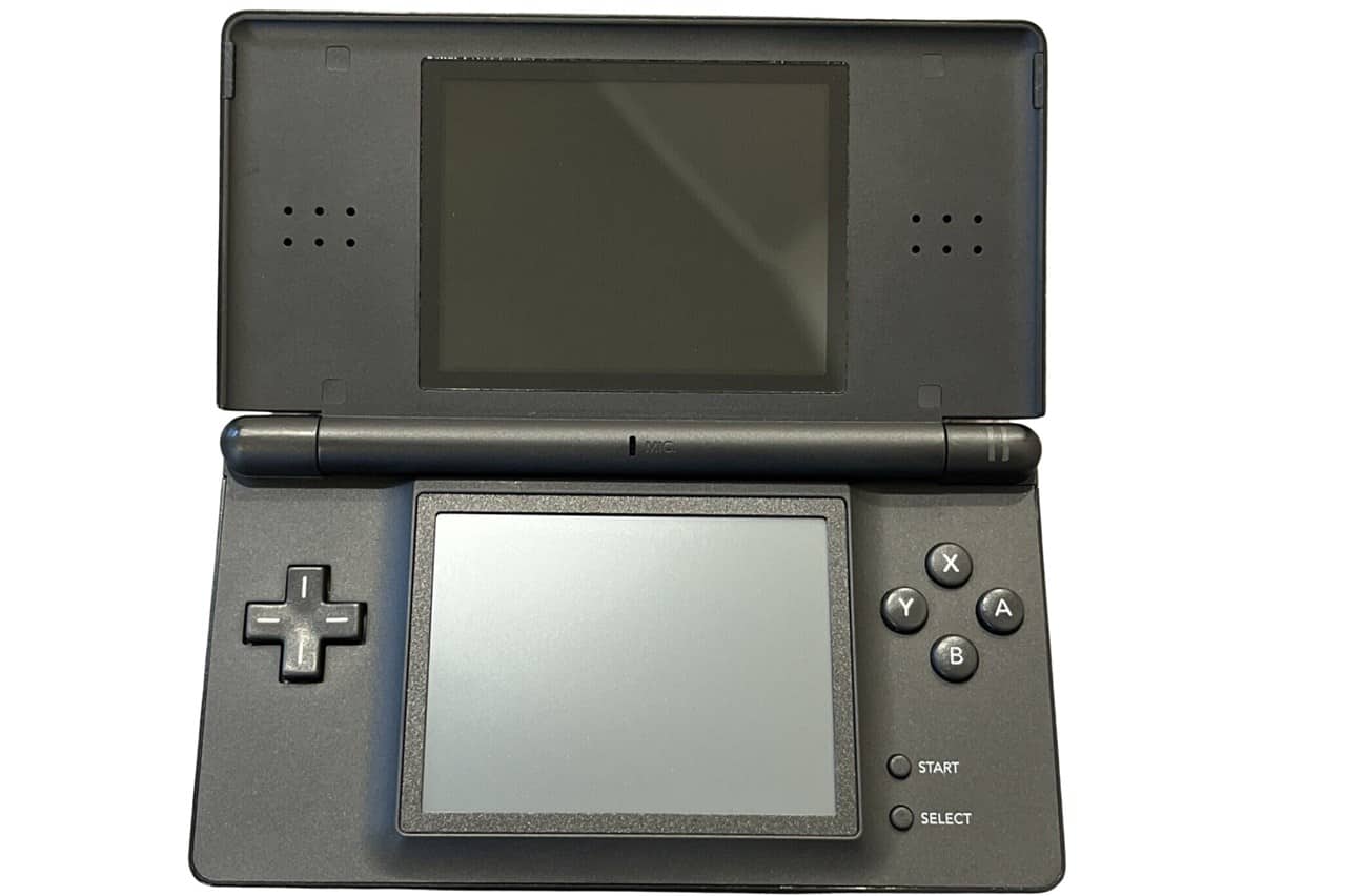 How Much Is A Nintendo DS Worth? (What All DS Versions Cost)